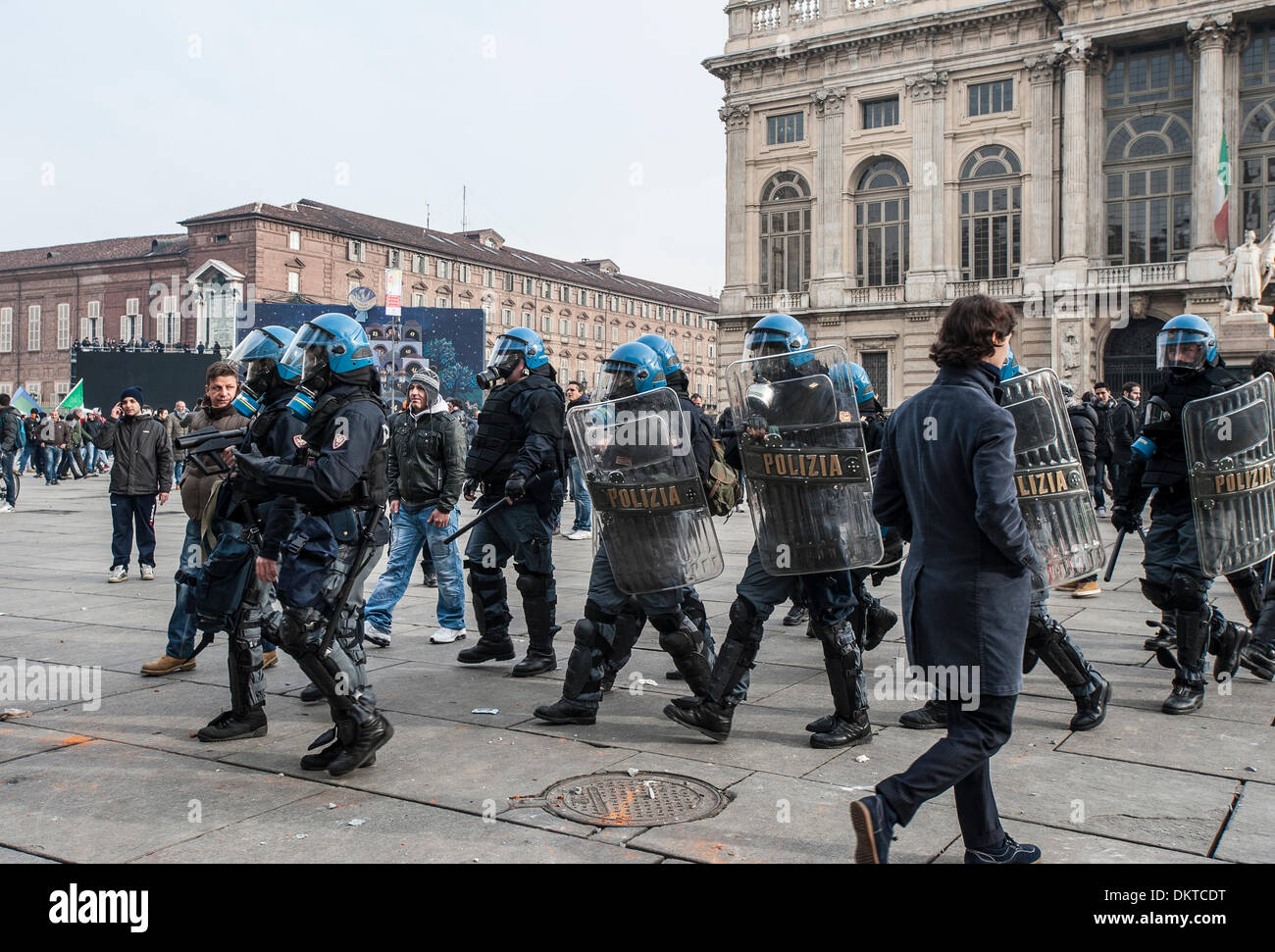 Italian law enforcement hi-res stock photography and images - Alamy
