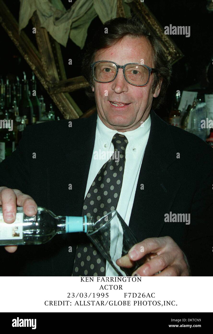 Ken farrington actor hi-res stock photography and images - Alamy