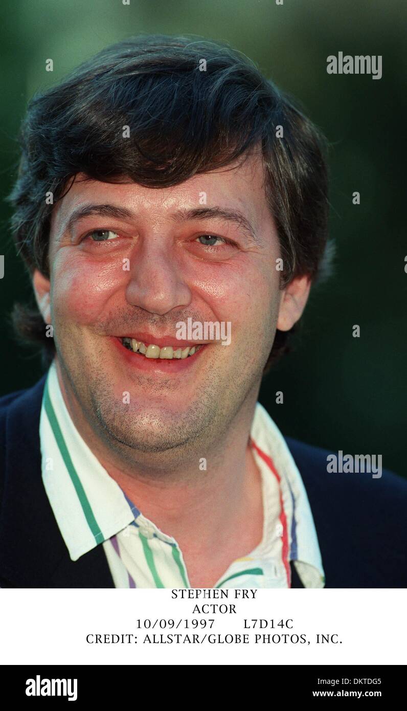 Sept. 10, 1997 - STEPHEN FRY.ACTOR.10/09/1997.L7D14C.CREDIT:(Credit ...