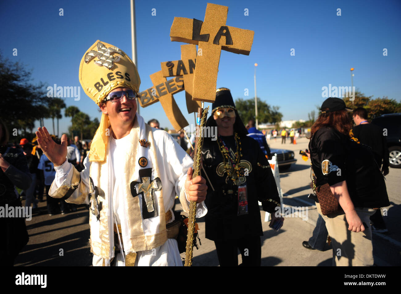 02-07-2010..Mark Morice from New Orleans brought a creative touch to ...