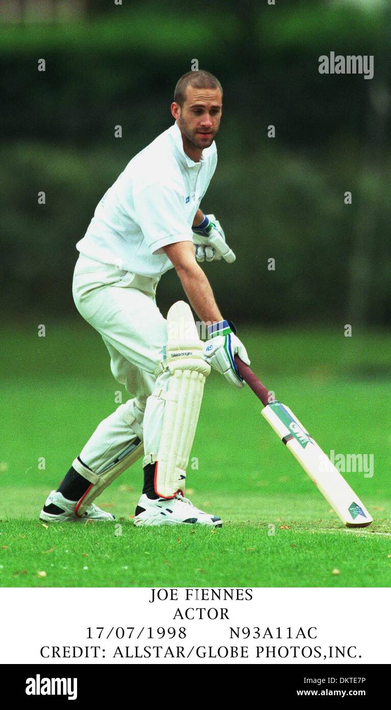 July 17, 1998 - JOE FIENNES.ACTOR.17/07/1998.N93A11AC.CREDIT:(Credit ...