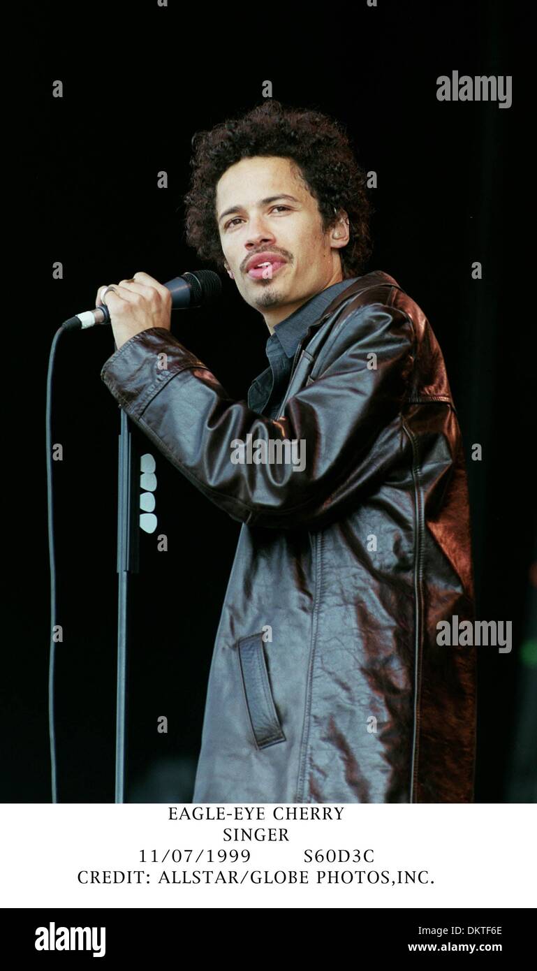 Eagle eye cherry hi-res stock photography and images - Alamy
