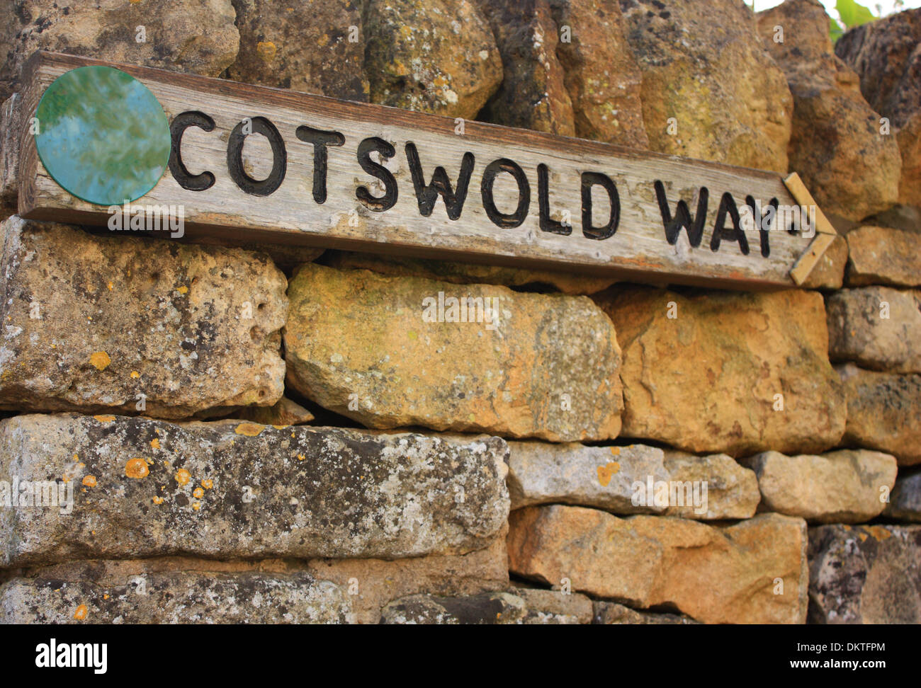 Cotswolds way sign hi-res stock photography and images - Alamy