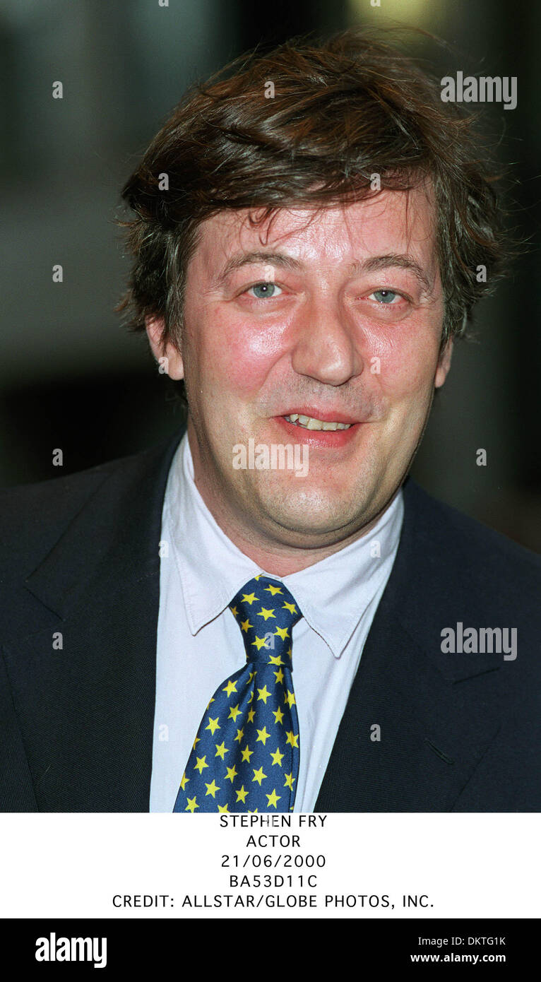 Stephen fry actor hi-res stock photography and images - Alamy