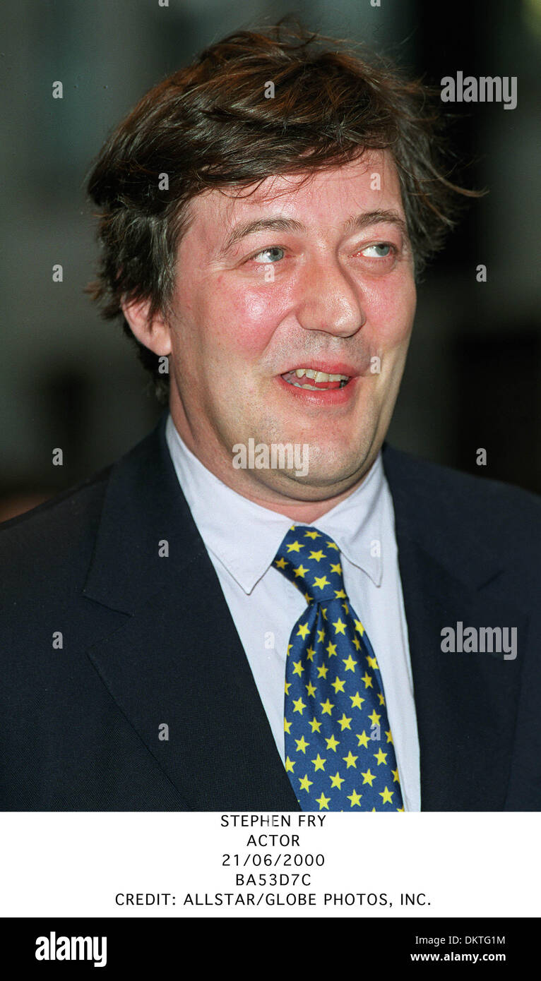 Stephen fry actor hi-res stock photography and images - Alamy