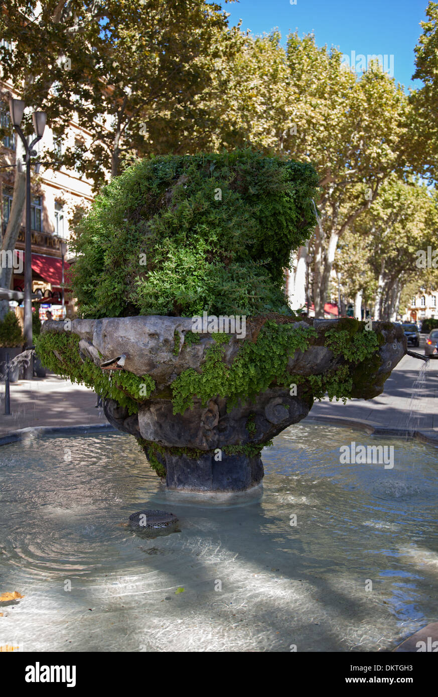 Cours mirabeau boulevard hi-res stock photography and images - Alamy