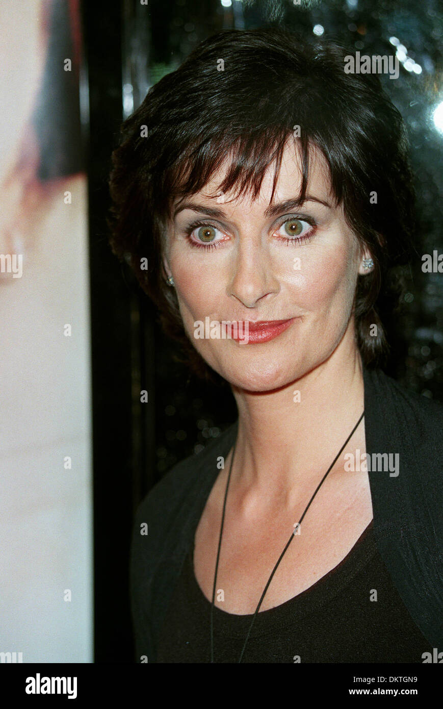 ENYA.SINGER.WESTWOOD, LA, USA.12/02/2001.BF29D34AC Stock Photo - Alamy