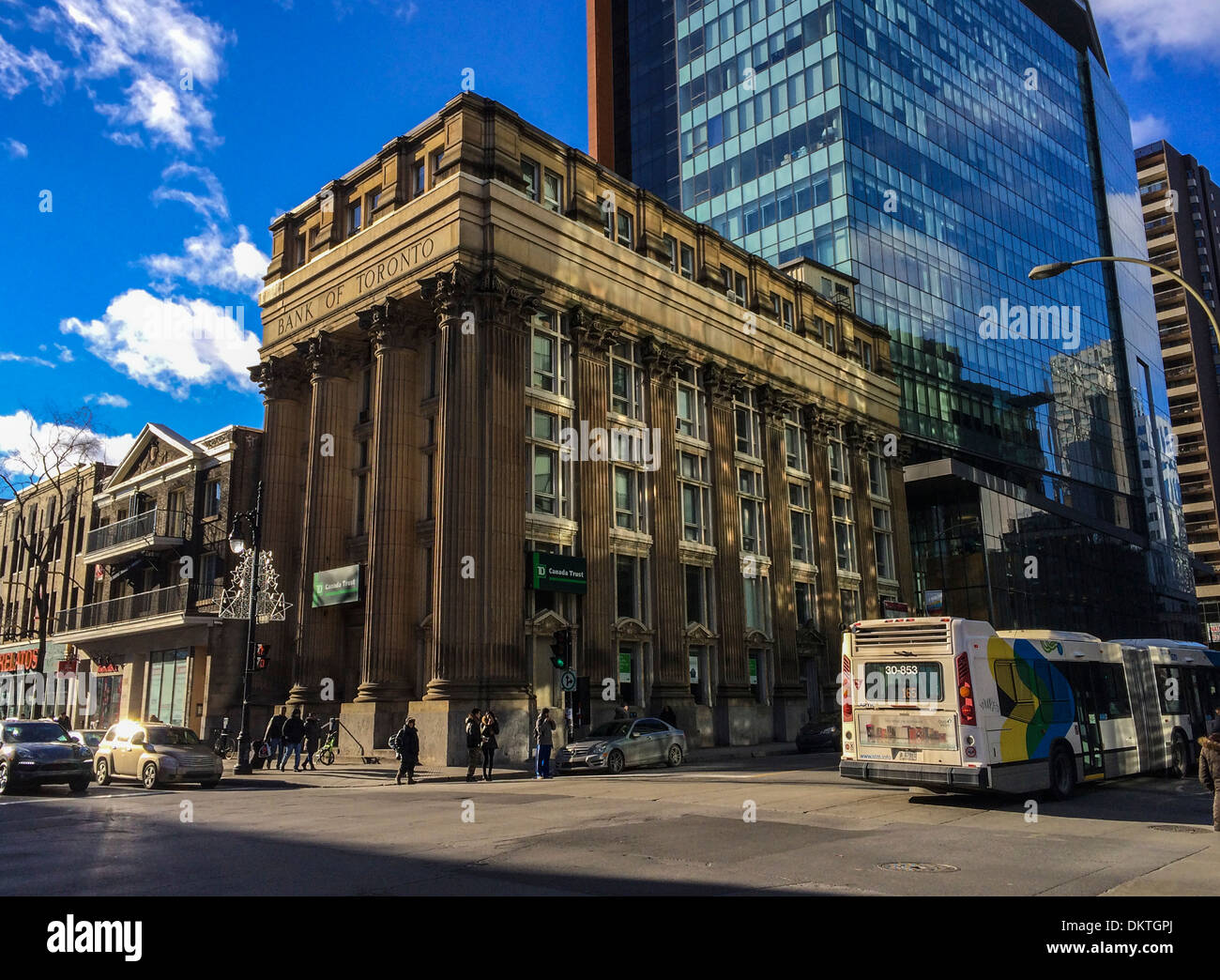 Sherbrooke street hi-res stock photography and images - Alamy