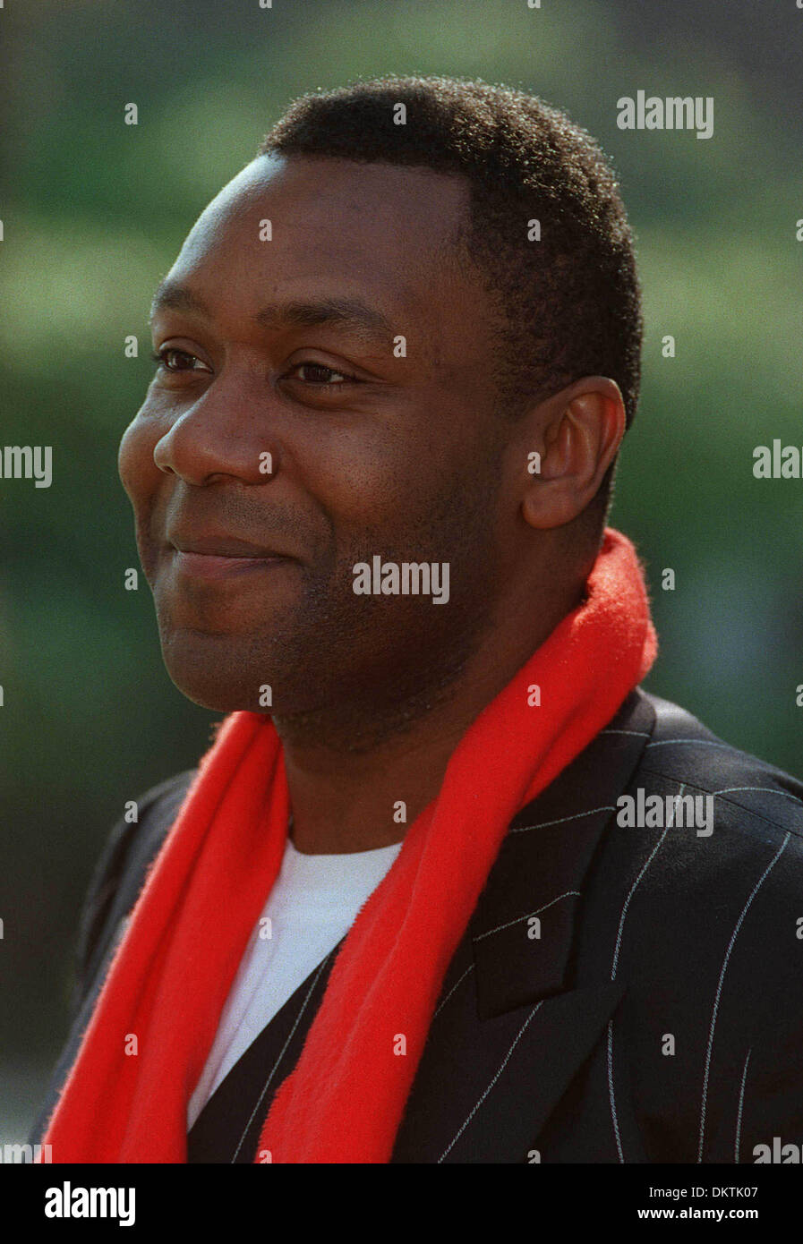 Comedian actor lenny henry hi-res stock photography and images - Alamy