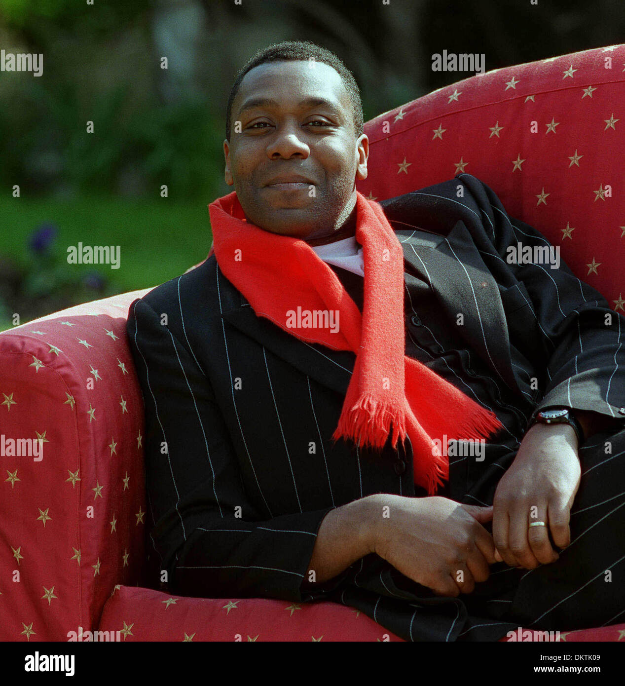 LENNY HENRY.COMEDIAN & ACTOR.23/03/1995.F4E9A Stock Photo - Alamy