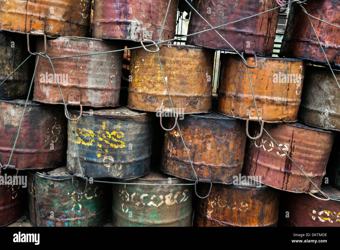 Metal texture barrel hi-res stock photography and images - Alamy