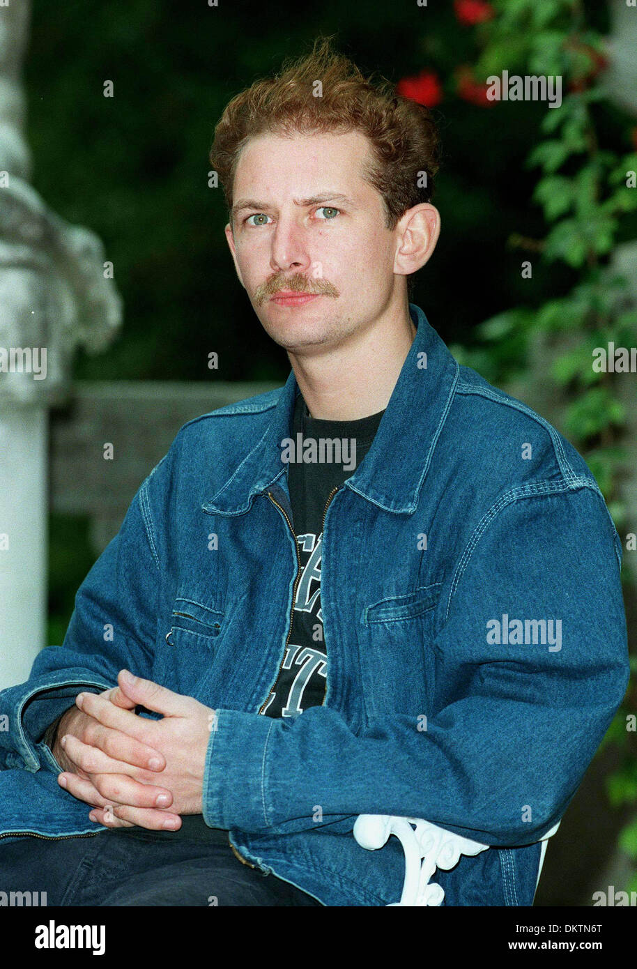 Actor ian hart hi-res stock photography and images - Alamy