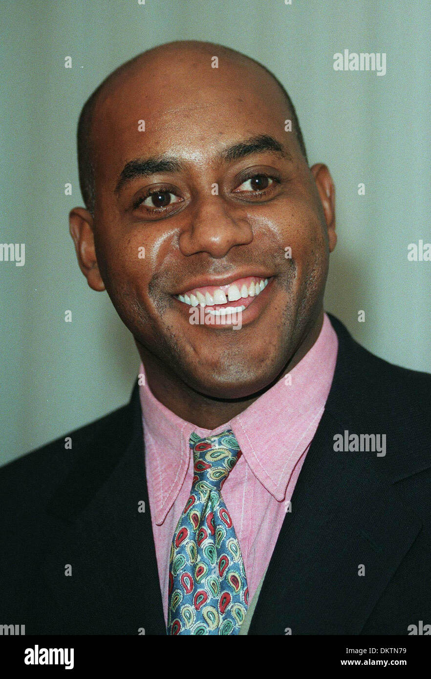Tv chef ainsley harriott hi-res stock photography and images - Alamy