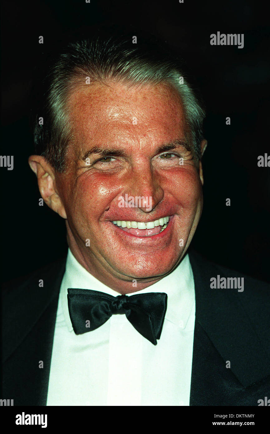 George hamilton actor hi-res stock photography and images - Alamy