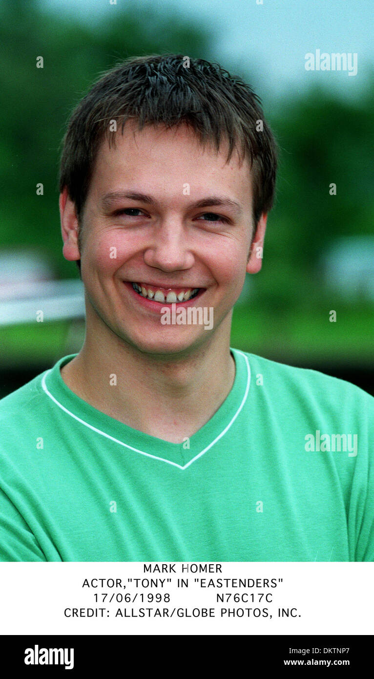 MARK HOMER.ACTOR,''TONY'' IN ''EASTENDERS''.17/06/1998.N76C17C Stock ...