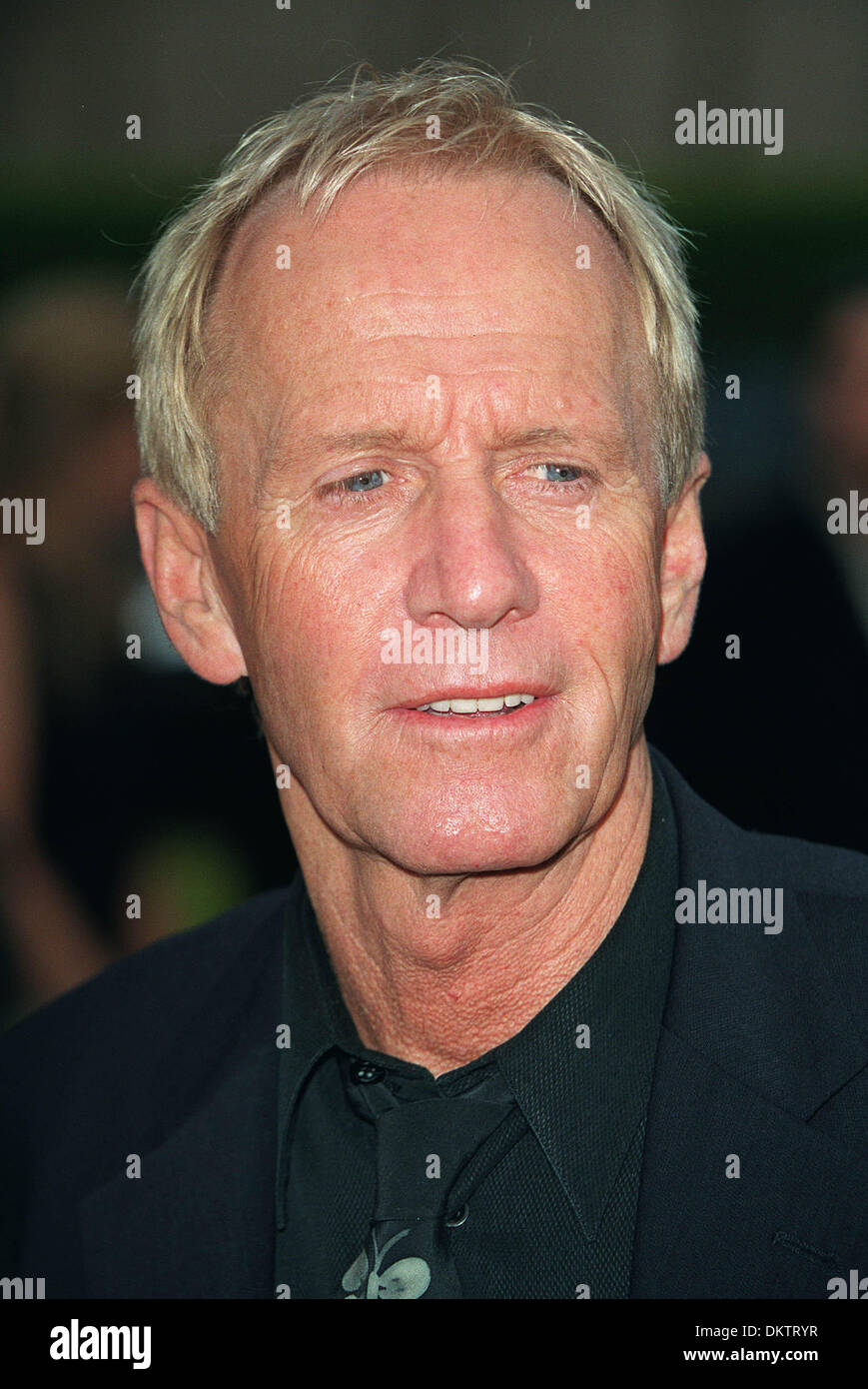 PAUL HOGAN.ACTOR.HOLLYWOOD, LOS ANGELES, USA.18/04/2001.BG97C10AC Stock ...