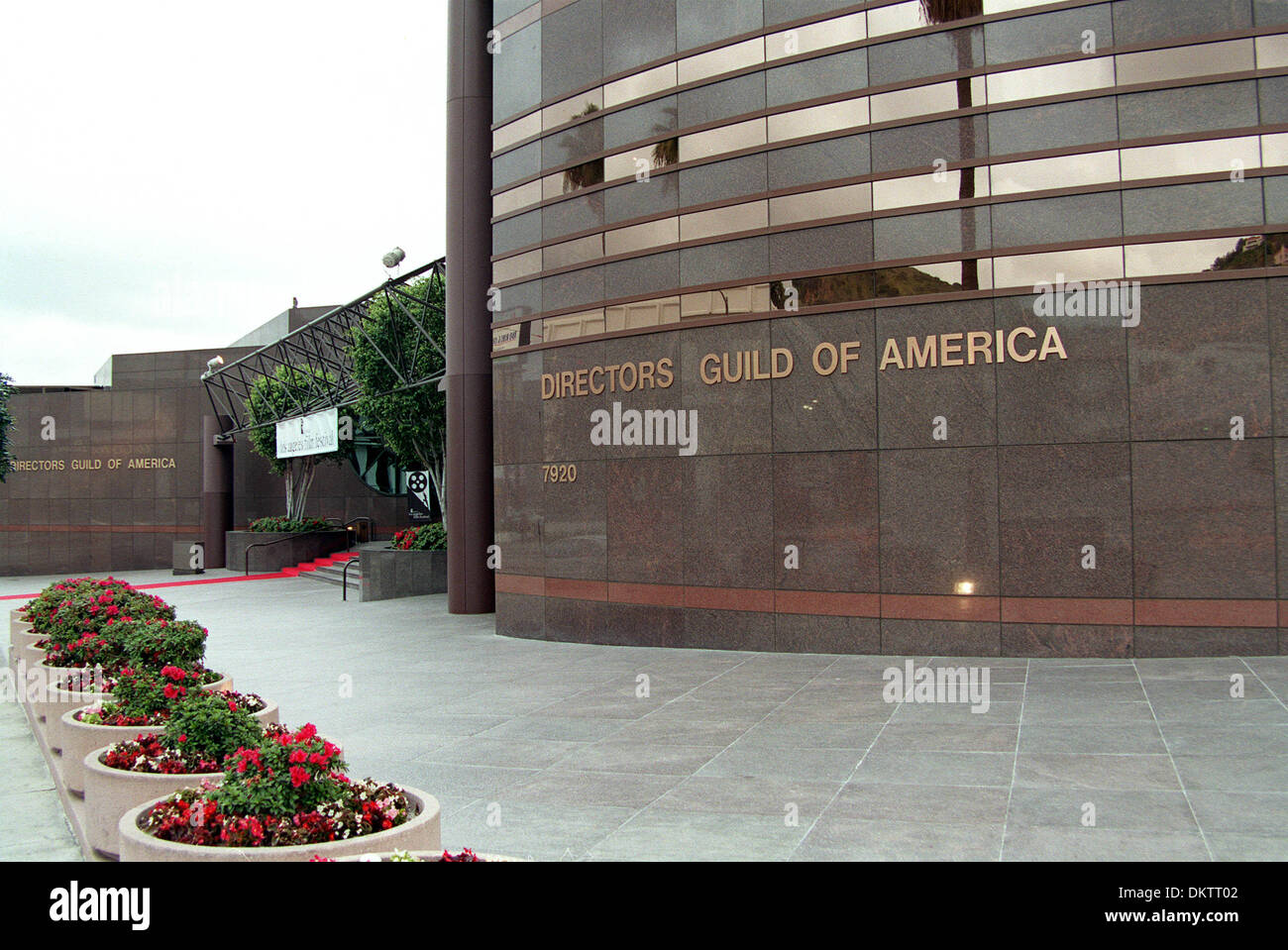 Directors guild america building hi-res stock photography and images ...