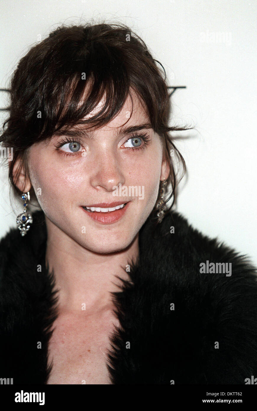 MICHELLE HICKS.ACTRESS.BEVERLEY HILLS, LA, USA.25/10/2001.BM66D12C ...