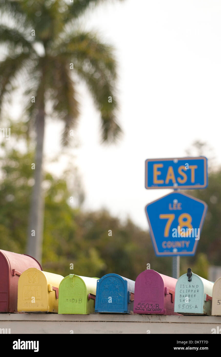 ^painted ^mailboxes hi-res stock photography and images - Alamy