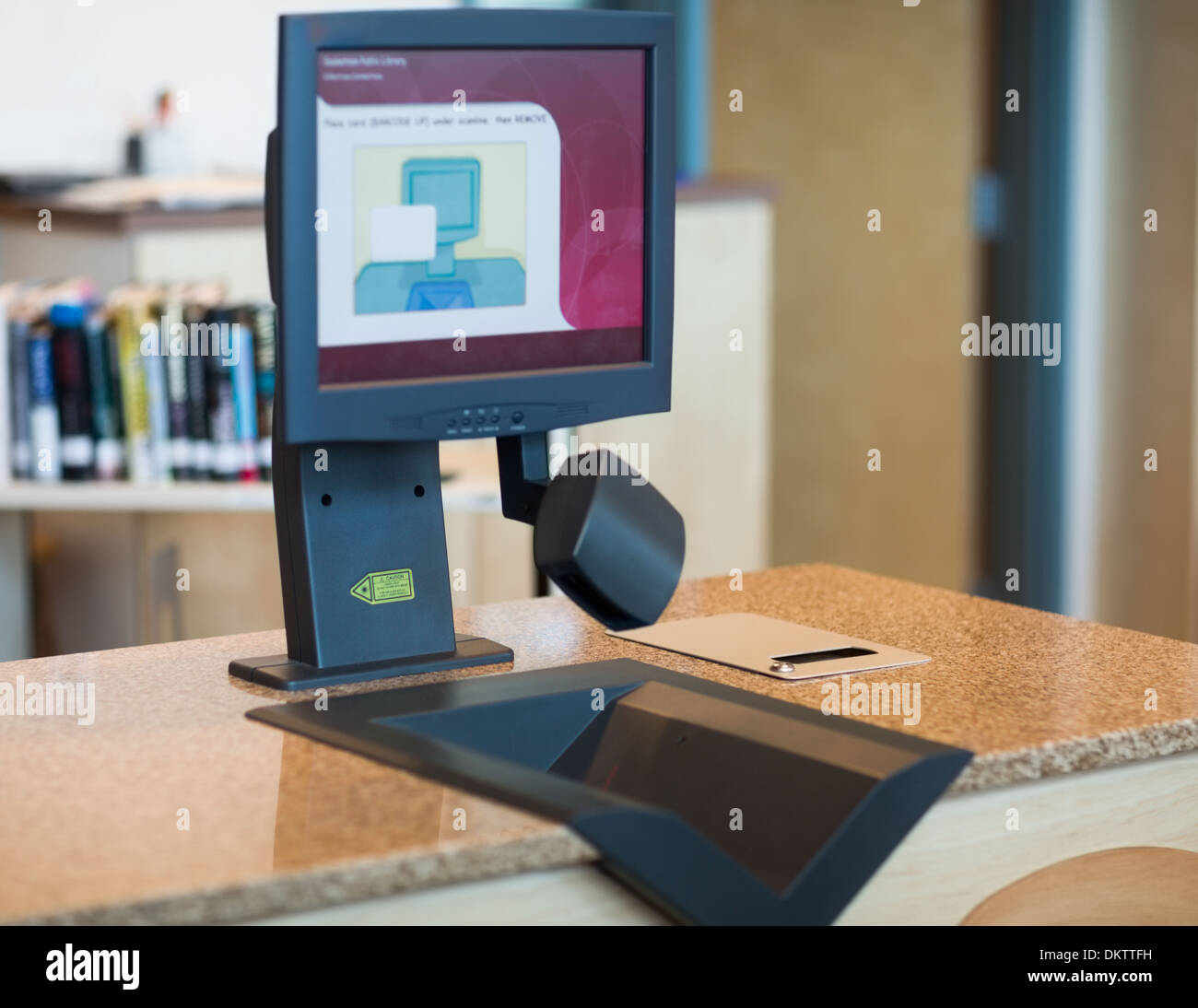 Self scanner library hi-res stock photography and images - Alamy