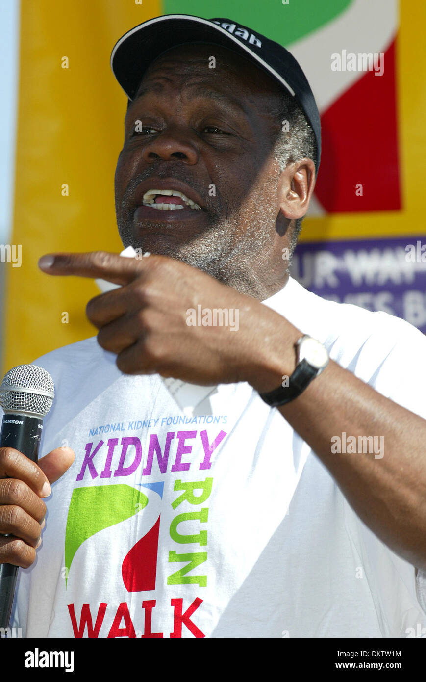 DANNY GLOVER.ACTOR.A.LAKE SHERWOOD, LOS ANGELES, US.15/06/2002.LAB5183 ...