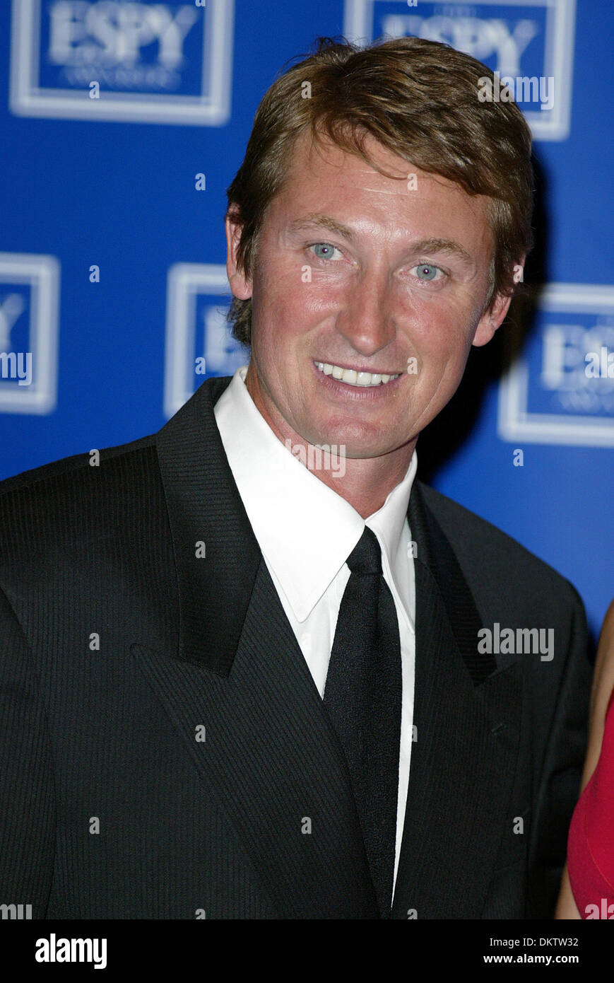 Wayne gretzky hockey hi-res stock photography and images - Alamy