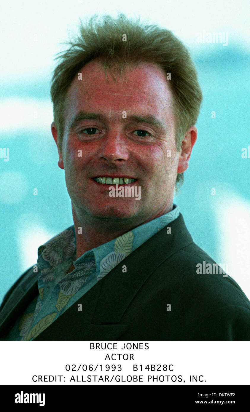 Actor bruce jones hi-res stock photography and images - Alamy