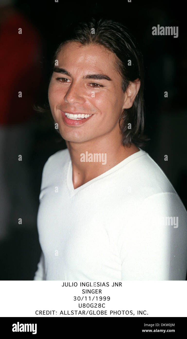 Julio inglesias hi-res stock photography and images - Alamy