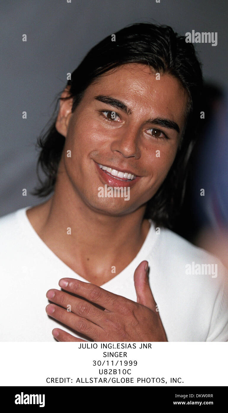 Julio inglesias hi-res stock photography and images - Alamy