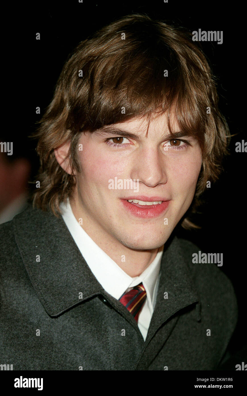 ASHTON KUTCHER.ACTOR.BEVERLY HILLS, LA, USA.14/12/2000.BE4C35C Stock ...
