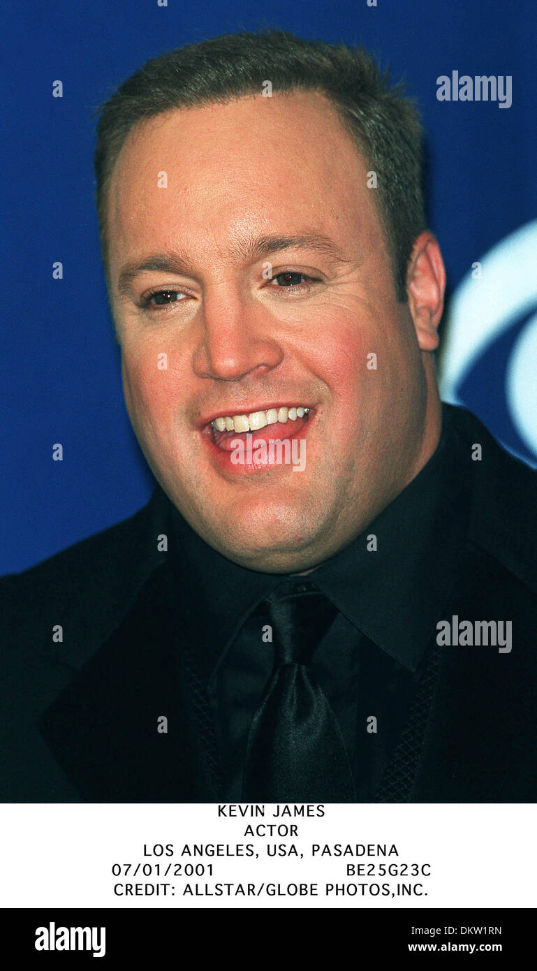 KEVIN JAMES.ACTOR.LOS ANGELES, USA, PASADENA.07/01/2001.BE25G23C Stock ...