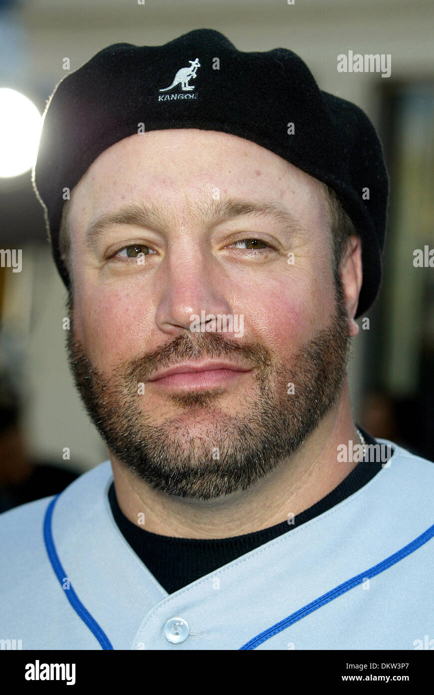 Actor kevin james hi-res stock photography and images - Alamy