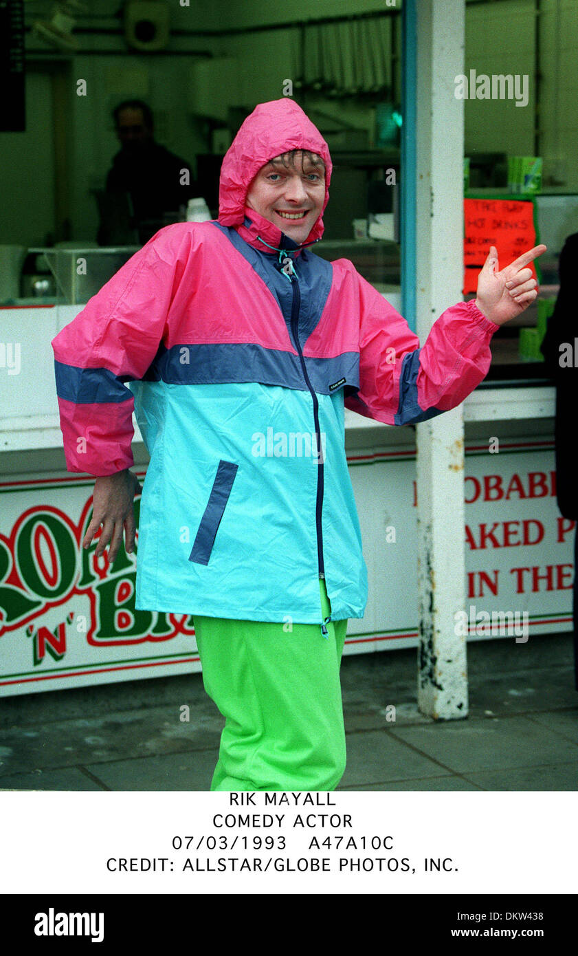 Comedy actor rik mayall hi-res stock photography and images - Alamy