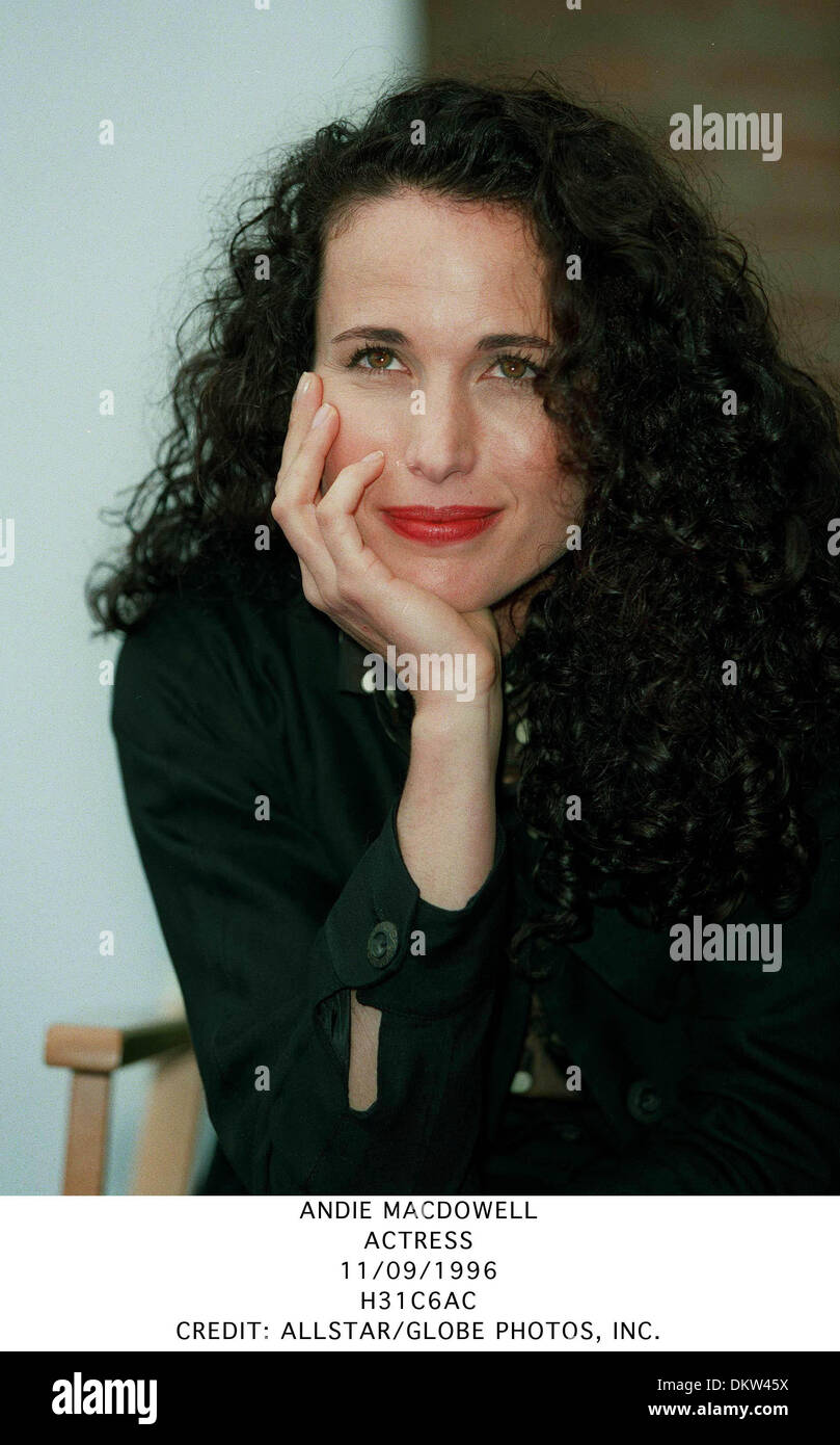 Andie macdowell 1996 hi-res stock photography and images - Alamy