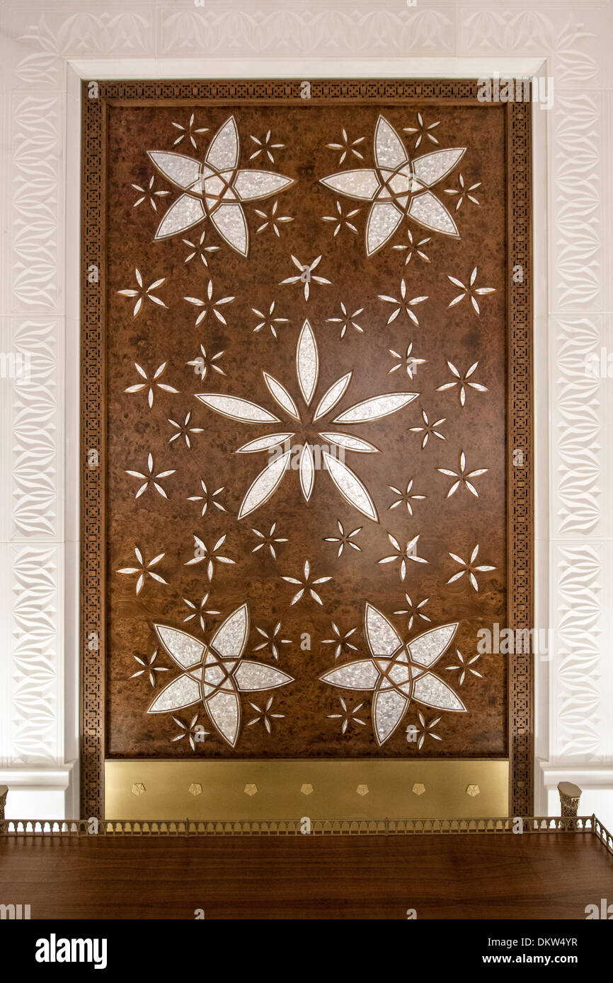 Prayer room, Sheikh Zayed Mosque, Abu Dhabi, UAE Stock Photo - Alamy