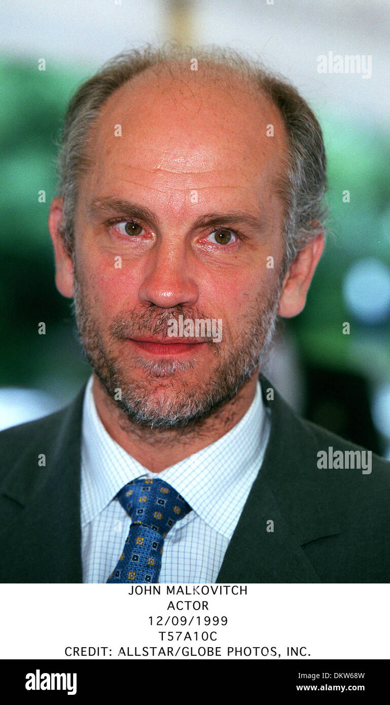 John malkovitch hi-res stock photography and images - Alamy