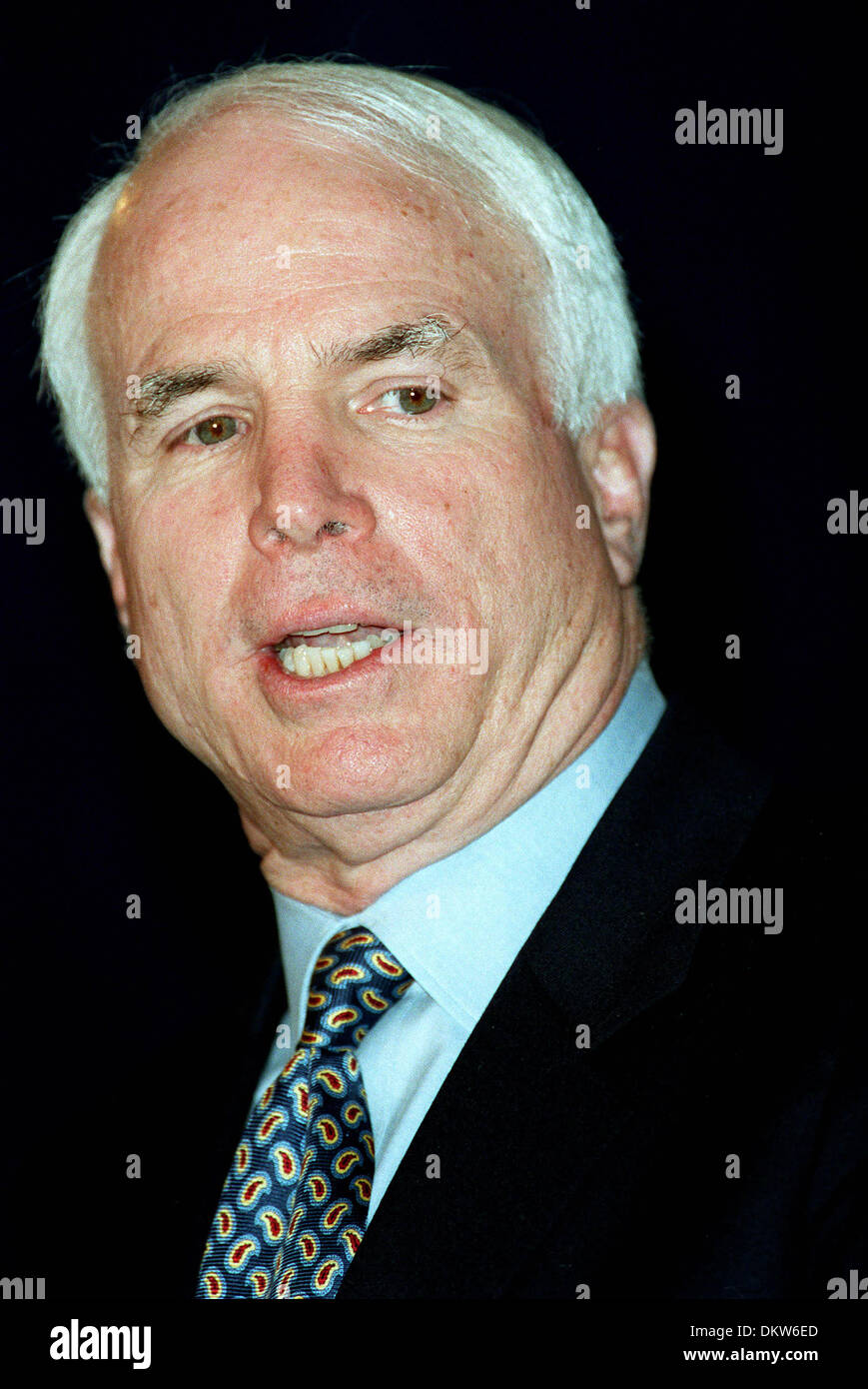 JOHN MCCAIN.2000 US PRESIDENTIAL CANDIDATE.22/02/2000.U3F21 Stock Photo ...