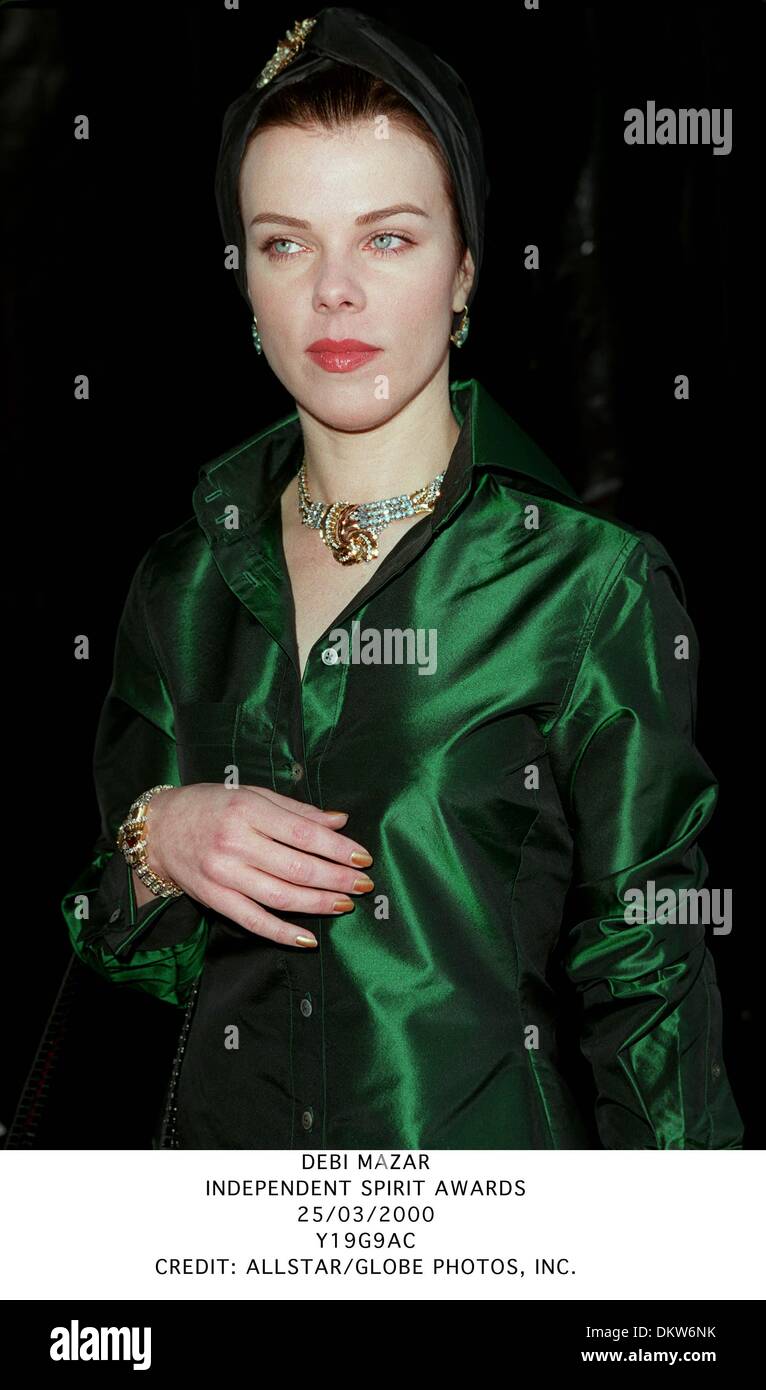 Debi mazar 2000 hi-res stock photography and images - Alamy