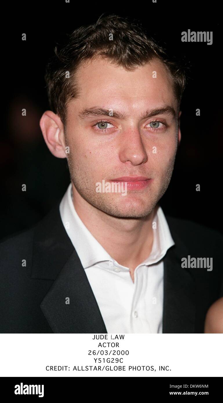Jude law 2000 hi-res stock photography and images - Alamy