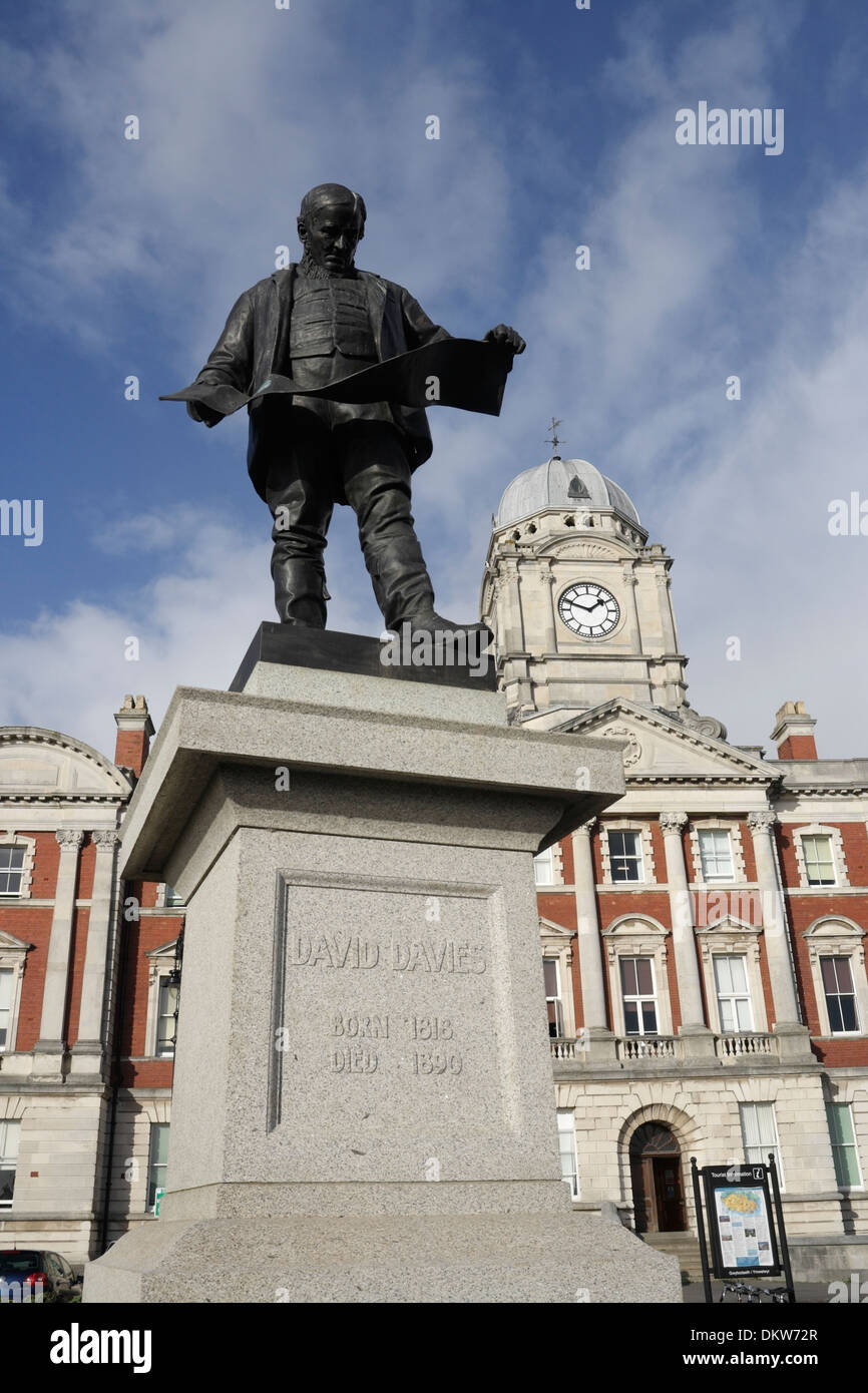 Barry Docks Offices with Statue of David Davies the founder of Barry ...