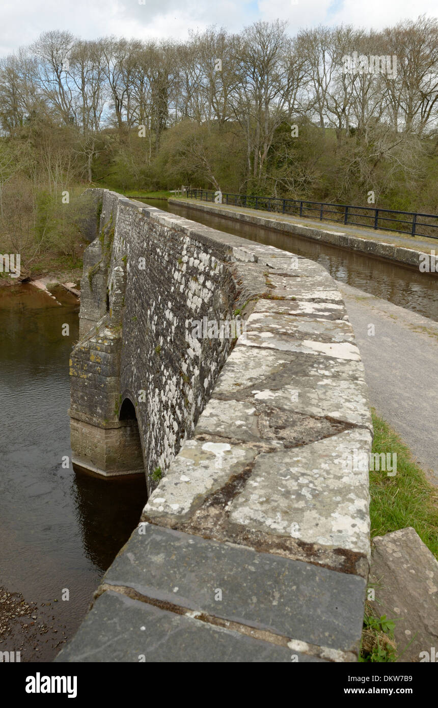 Brecon canal aqueduct hi-res stock photography and images - Alamy