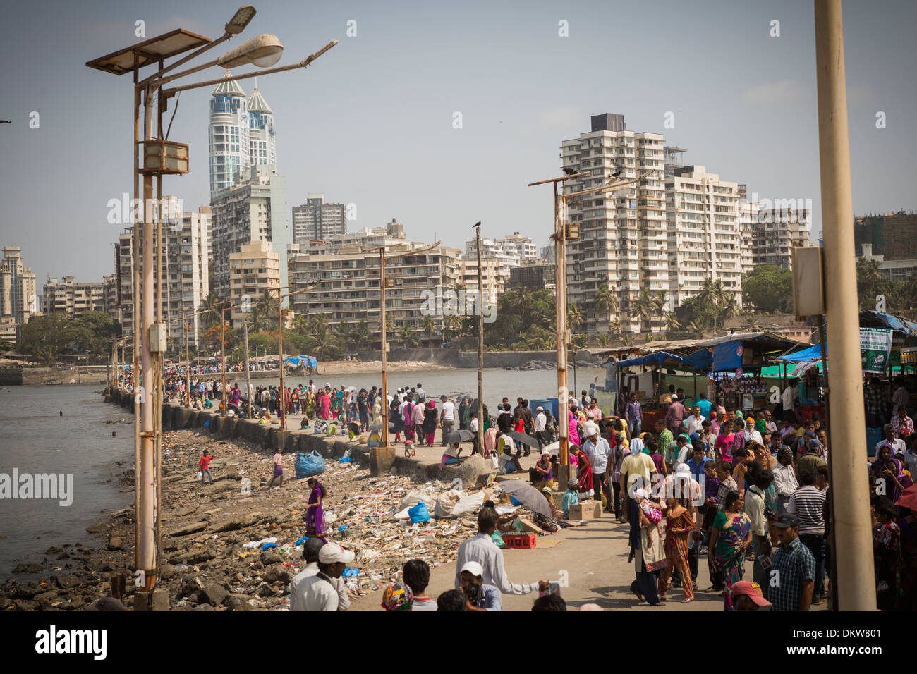 Crowded slum water pollution hi-res stock photography and images - Alamy
