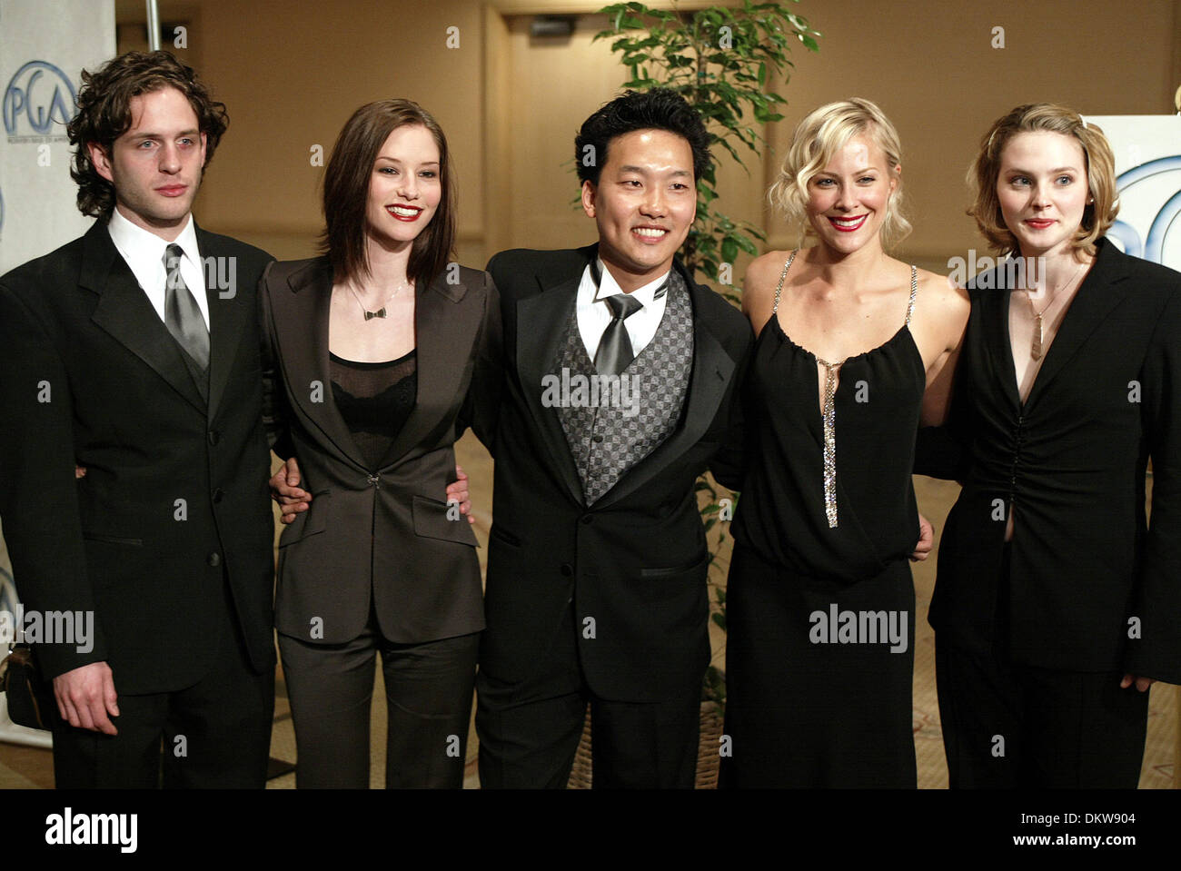 HOWERTON, LEIGH, SHEN, DANIEL.GRIMES. CAST. THAT 80'S SHOW.CENTURY ...