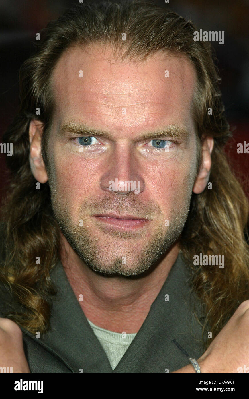 TYLER MANE.ACTOR.SA.UNIVERSAL , LOS ANGELES, U.17/04/2002.LA2682 Stock ...