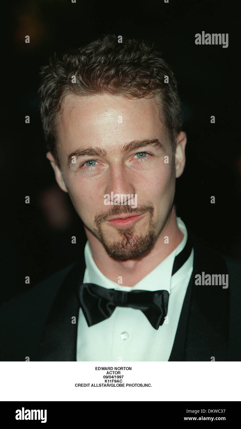 Edward norton 1997 hi-res stock photography and images - Alamy