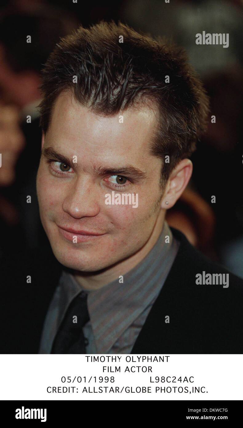 Timothy Olyphant High Resolution Stock Photography and Images - Alamy