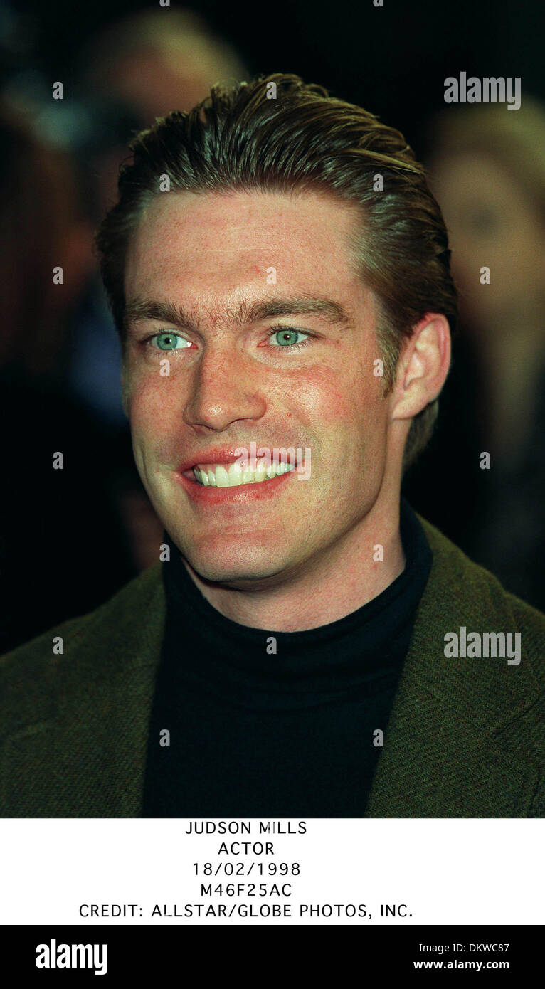 Judson Mills's Instagram, Twitter & Facebook on IDCrawl