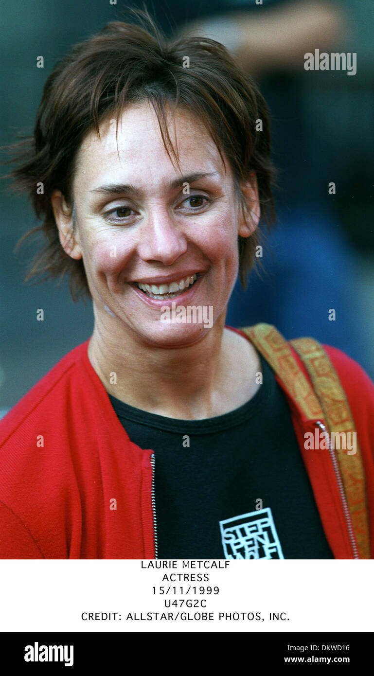 Laurie metcalf hi-res stock photography and images - Alamy