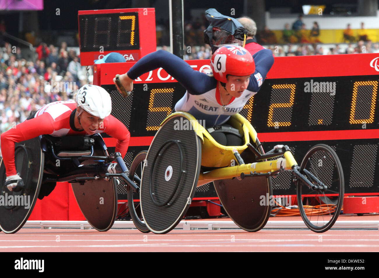 Shelly Woods (GB) in the womens 5000m T54 in the Olympic stadium at the ...