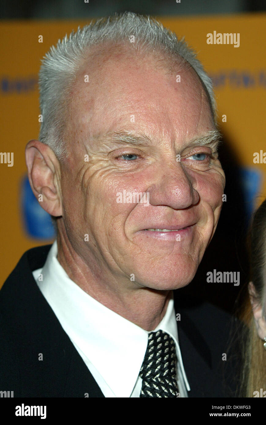 Malcolm mcdowell 2002 hi-res stock photography and images - Alamy